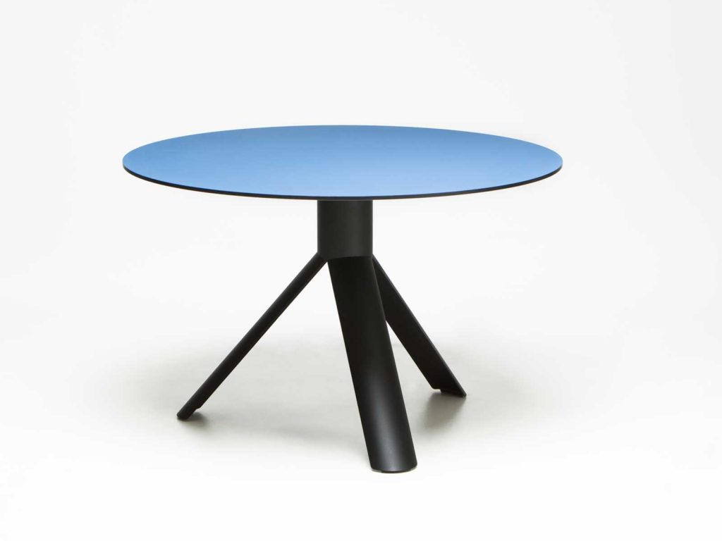 Tube table 155 cm Maarten Baptist by Maarten Baptist